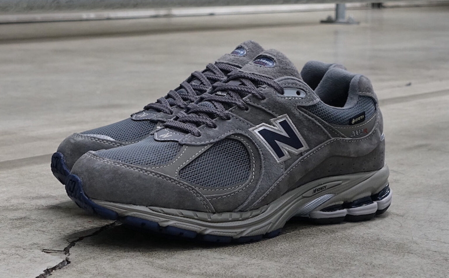 new balance M2002R GTX “GORE TEX” | 特集ページ Features | mita sneakers